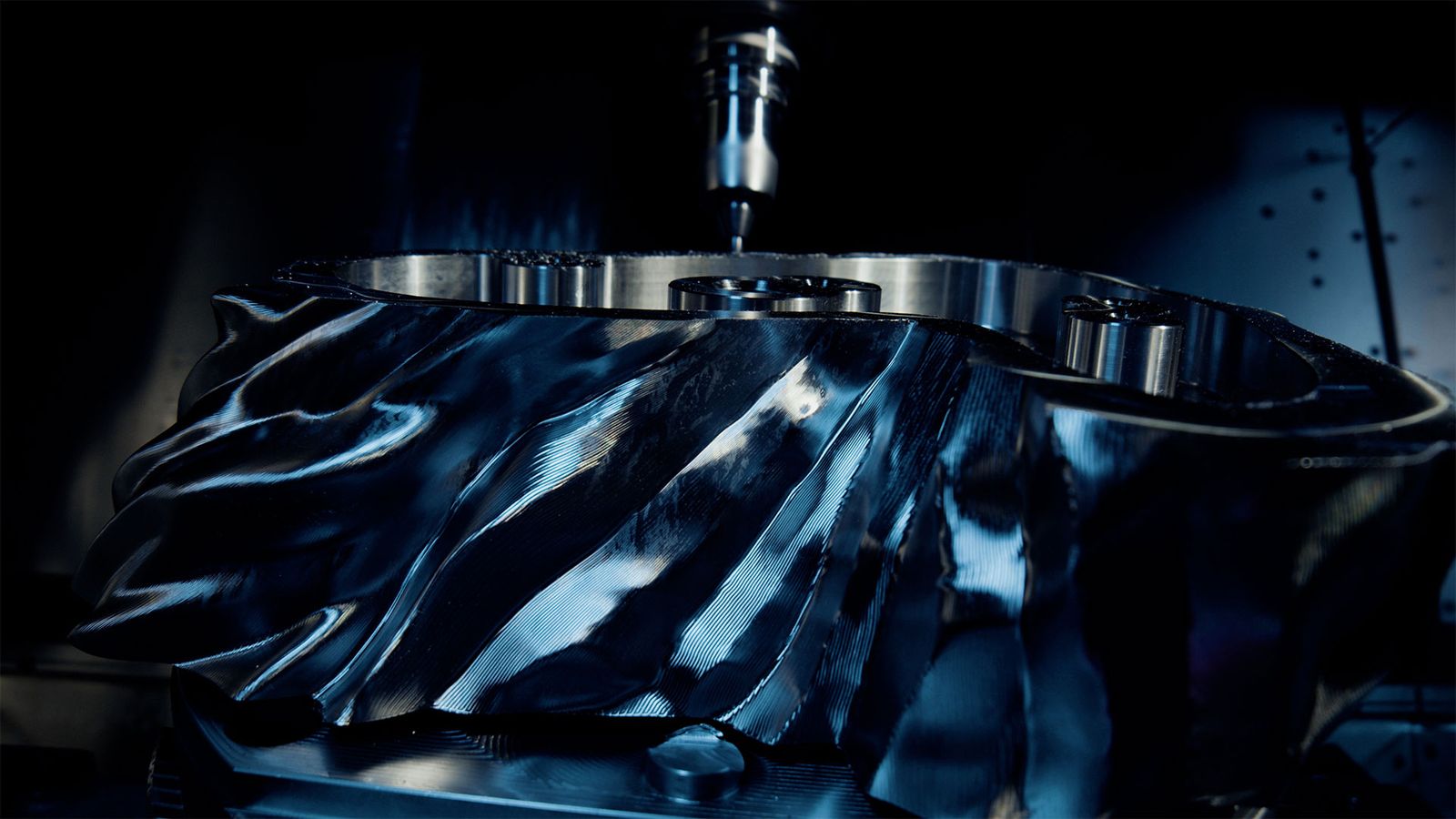 Sandvik – The Impossible Statue